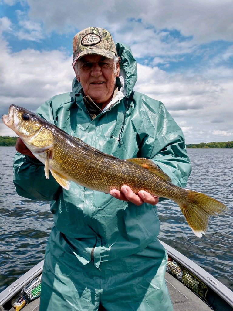 Hayward Wisconsin Fishing Guides - Chuck Roehl - Professional Fishing ...