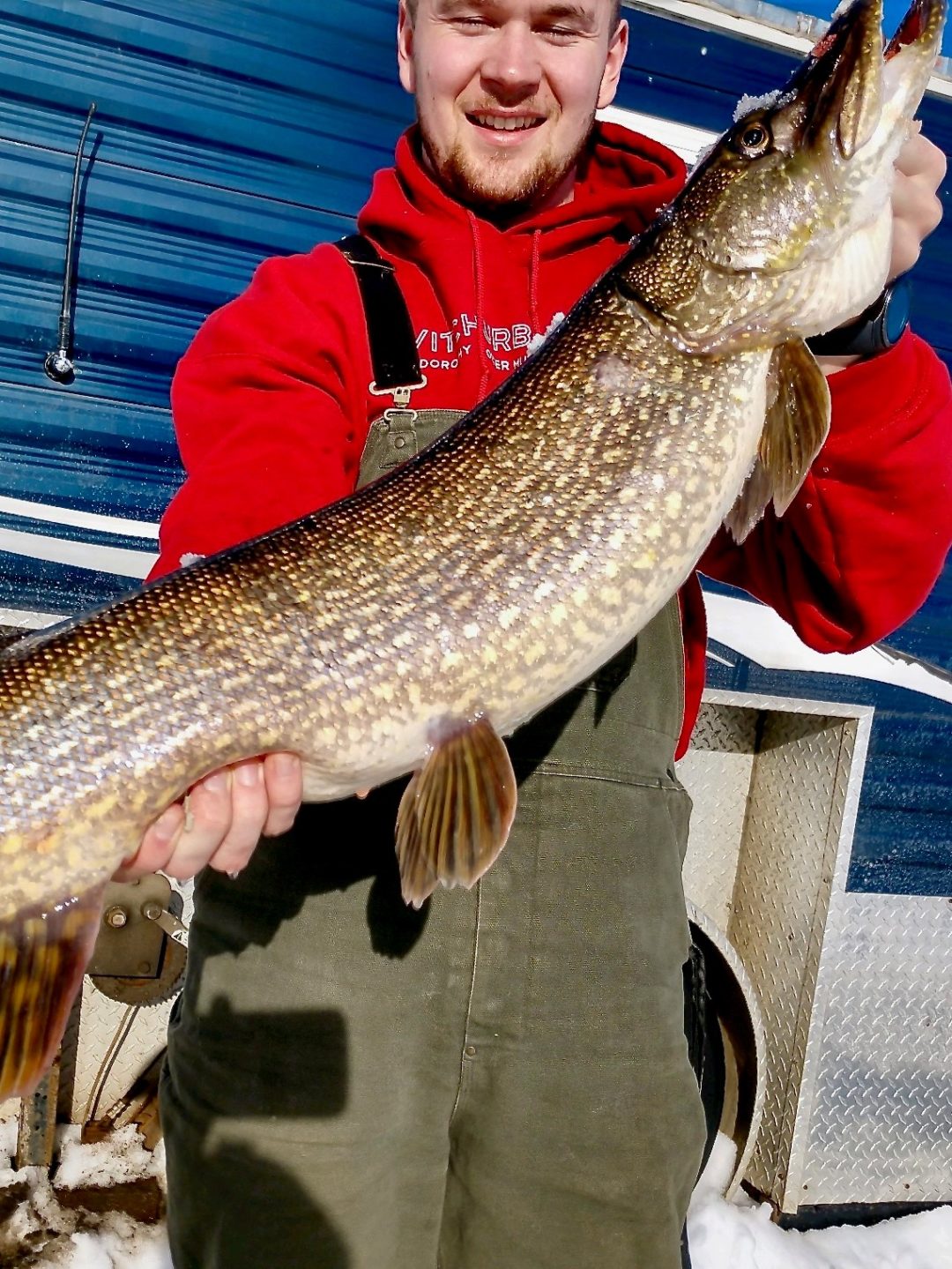 Hayward Wisconsin Fishing Guides - Chuck Roehl - Professional Fishing ...